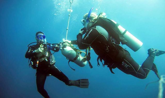 Exploring the Depths: The PADI Deep Dive Specialty Certification
